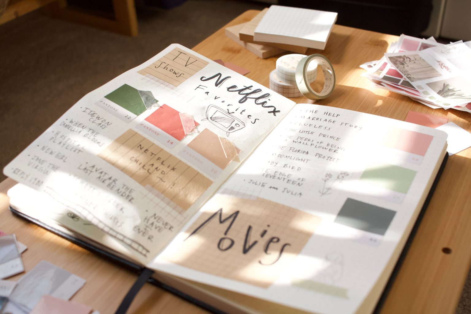 93 Fun & Easy Friday Journal Prompts for Adults to Start your Weekend