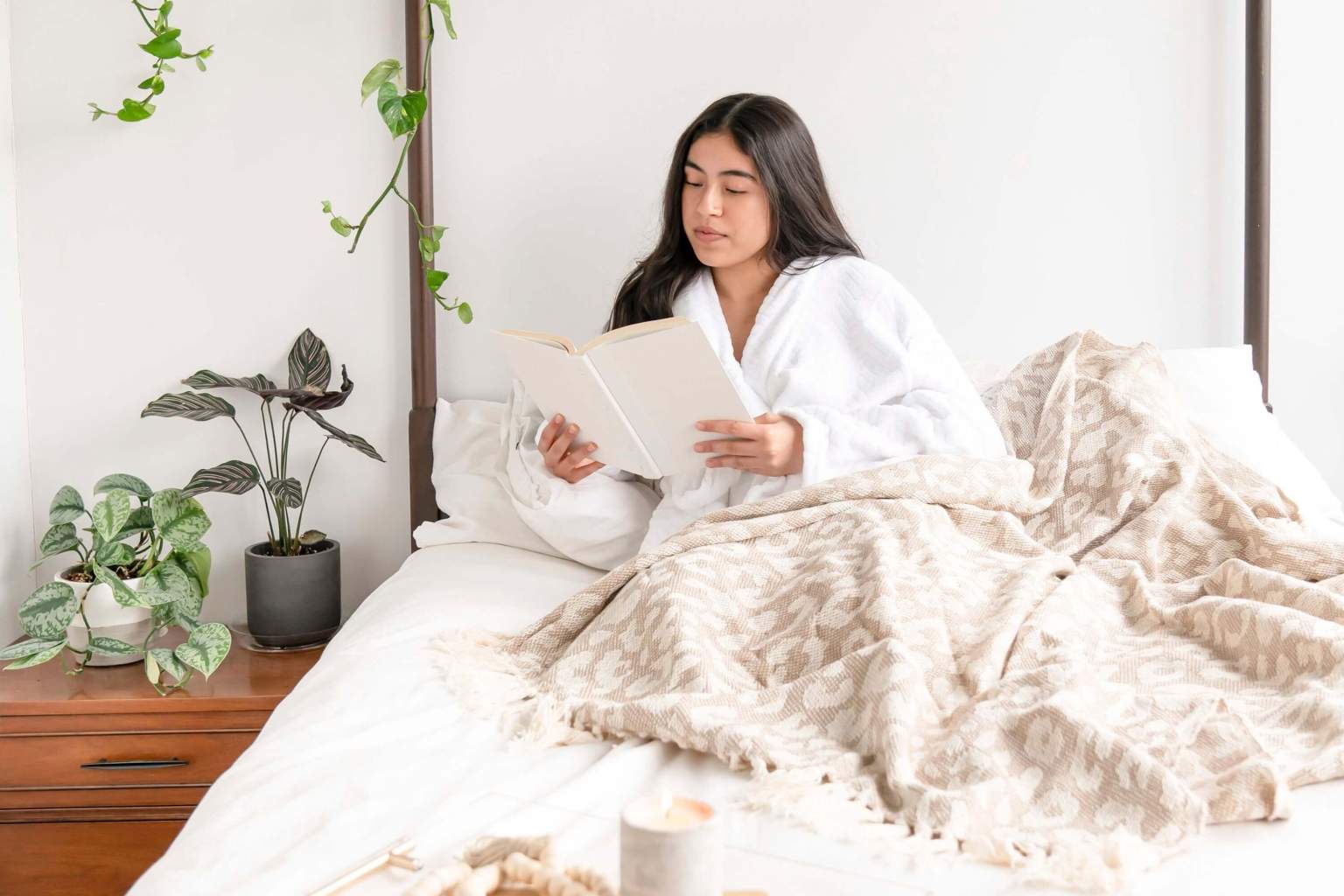 How to Get Out of Slump & Feel Motivated Again (Ultimate Guide)